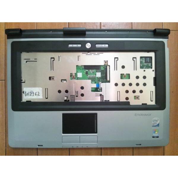 商品：中古Endeavor NJ3100 Core2Duo P8600 2.4GHzの下半身(本体部分)動作確認：Windows7起動まで確認 付属：CPU・CPUファン・ハードディスクのマウンタ非付属：メモリ・ハードディスク・キーボード・...