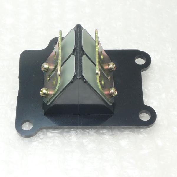 メーカー：PGO部品名：リードバルブ部品番号：P1261101000適合車種：PMX50　Rodoshow50 (ロドショー)状態：新品未使用品＊純正部品となりますのでサイズに関するご質問にはお答えしかねます。予めご了承ください。