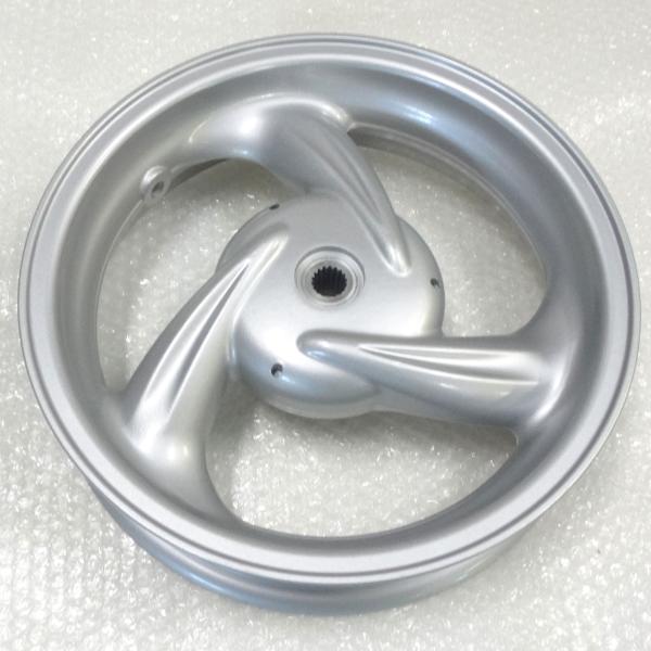 メーカー：PGO部品名：リアホイールカラー：シルバー適合車種：PMX50 PMX110SP状態：未使用品 (新車より取り外したものになります)＊取り外しの際に付いた小傷、保管時のスレ傷等が若干ございますが、予めご了承ください。