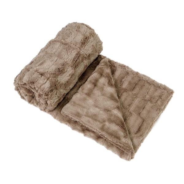 商品名: Boon Saga両面FauxファーThrow 50 x 60" ブラウン BNFTHR5060SFFTP Home Soft Things Brown Saga Double Sided Faux Fur Throw, 50" ...