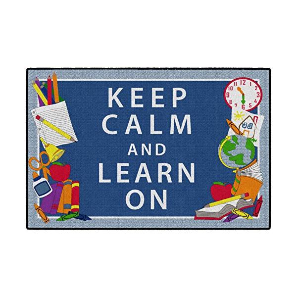 商品名: フラッグシップカーペット - Keep Calm &amp; Learn On エリアラグ 子供の授業 子供の寝室 教師のスペース 自宅のリビングまたはプレイルーム用 4フィート x 6フィート ブルー Flagship Carp...