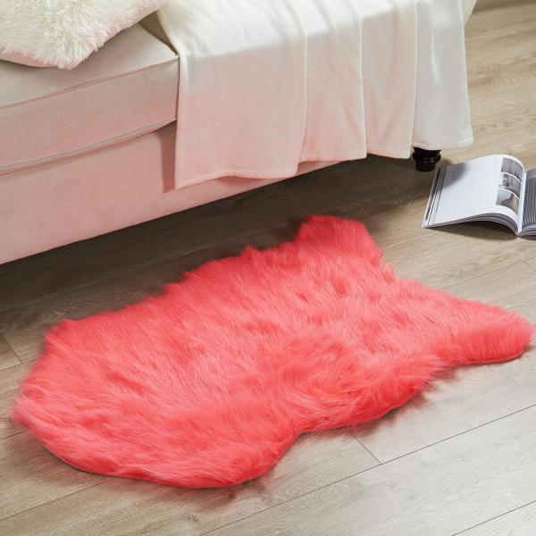 商品名: Serenta フェイクファーラグ、24インチ x 36インチ 24" x 36" Home Soft Things Long Hair Faux Fur Rug, Ultra Soft Fluffy Shag Carpet fo...