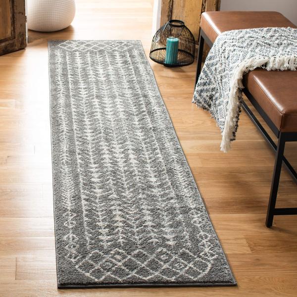 商品名:  SAFAVIEH Tulum Collection Runner Rug - 2' x 9', Dark Grey &amp; Ivory, Moroccan Boho Distressed Design, Non-Sheddi...