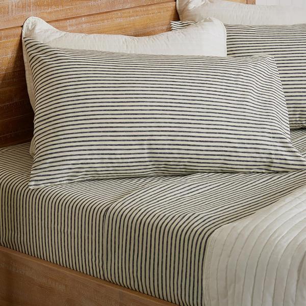 商品名: 4-Piece Stripe Printed Ultra-Soft Microfiber Sheet Set. Wrinkle Free, Comfortable, All-Season Bed Sheets. Evette Co...