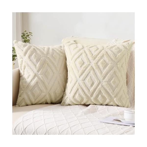 商品名: Pallene ソフトフェイクファー クッションカバー 24x24 - プラッシュショートウールベルベット装飾枕カバー - リビングルーム用ソファクッションカバー - 3Dダイヤモンドパターン - 2枚セット - ベージュ Pal...