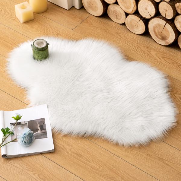 商品名:  MIULEE Fluffy Rug Soft Shaggy Faux Fur Area Rug Luxury Plush Cloud Shape Carpet for Christmas Decor Bedroom Living...