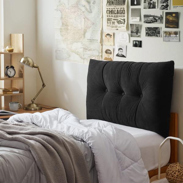 商品名: Rainha - プラッシュ タフテッド カレッジ ヘッドボード - ブラック DormCo Rainha - Plush Tufted College Headboard - Blackブランド: DormCo商品サイズ: Tw...