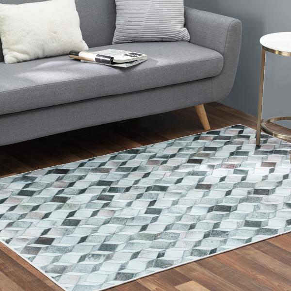 商品名:  Walk on Me Faux Cowhide Contemporary Area Rug 4x6 Patchwork Cubical Dimension Polyester Rug with Cotton-Canvas Bac...