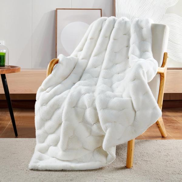 商品名: Home Soft Things ラグジュアリー ジャカード ラビット フェイクファー スローブランケット リバーシブル ベルベットバック ソフト フラシ天 暖かい ふわふわ ふわふわミンキーファーブランケット ソファベッド用 5...