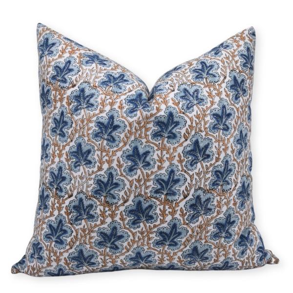 商品名: Fabritual Block Print 厚手コットン ホワイト 26x26 スローピローカバー、ソファやカウチ用装飾ハンドメイド枕カバー、ボヘミアンホームデコレーション付きフローラルプリント屋外クッションカバー (ププサミタ、...