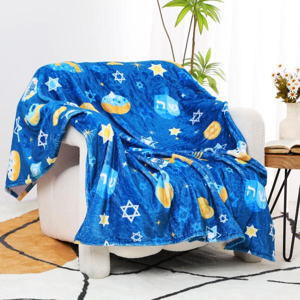 商品名: Chanukah スローブランケット 50x60インチ ソフト David Star Menorah Dreidel フランネルブランケット ユダヤ教 ホリデー スロー ソファ カウチ ベッド 快適 プラッシュ Vansolinn...