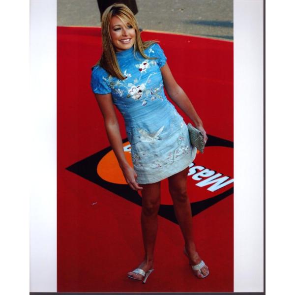 商品名:  Posterazzi Cat Deeley On Red Carpet In Blue Dress Photo Print (8 x 10) - Item # MVM03098ブランド: Posterazzi商品サイズ: Sma...