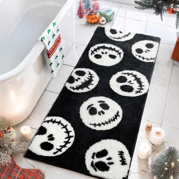 商品名: Castage クリスマス バスルームラグ 黒と白のバスマット 浴室浴槽 キッチン 寝室 玄関用 ロングランナー スカル ゴースト シャワー ラグ ホラー装飾 かわいい 漫画 ゴシック、24インチ x 59インチ Castage ...