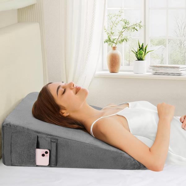 商品名:  Domusensus Wedge Pillow for Sleeping, 7.5" Bed Wedge Pillow for After Surgery, Triangle Pillow Wedge for Heartburn...