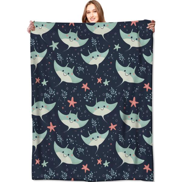 商品名: VODRM スマイリングスティングレイブランケット ヒトデ ダークスロー ブランケット、子供、女性、女の子へのギフト、軽量ソフトフリース、キュートで遊び心のあるデザイン、海好き、ソファ、ソファ、ベッドルーム、モダンな装飾 40x5...