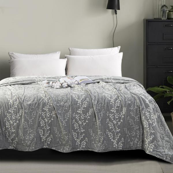 商品名:  3 Layers Cotton Muslin 106x92 King Bed Blanket, Super Soft Breathable Quilt, Perfect Lightweight Blanket for Couch...