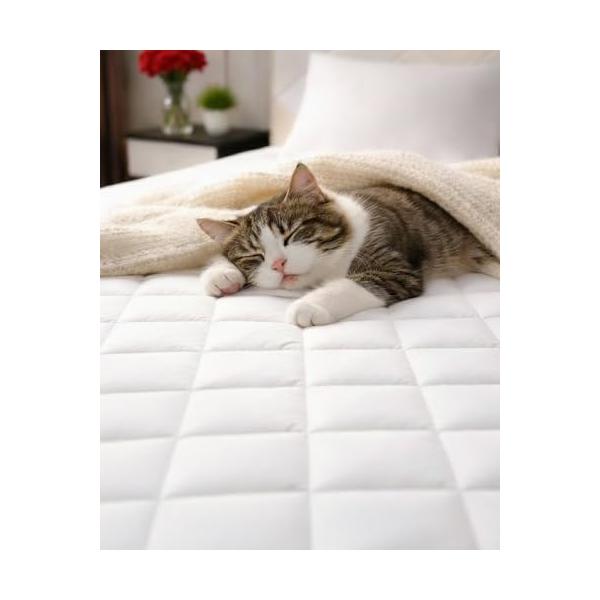 商品名: キルトフィットマットレスパッド フルサイズ - 伸縮性フィットマットレストッパープロテクター&amp;カバー - 通気性があり、柔らかく、目立たないトップカバー - 8~16インチの深いポケット付き - 簡単にフィット 洗濯機洗い...