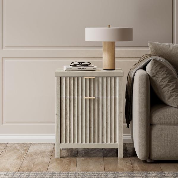 商品名: Walsham ナイトスタンド 溝付きナイトスタンド 充電ステーション付き モダンなエンドテーブル 引き出し2個付き ベッドサイドテーブル 寝室 リビングルーム ソファ カウチ オフィス用 (グレーオーク) Walsham Nig...