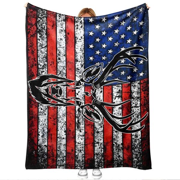 商品名: アメリカ国旗 鹿の頭 フランネル スローブランケット、50インチ×60インチ ソフトアメリカ国旗ハンティングデザイン フリースブランケット カウチ、ベッド、アウトドア用 男性&amp;ハンター用 LuxeCove Deer Hun...