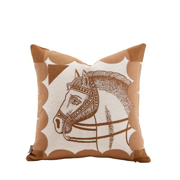 商品名: Croker Horse プレミアムスロークッションカバー 20x20インチ - 黄褐色の樺の馬 シェニール ジャカード刺繍 装飾 カウチ 枕カバー リビングルーム 寝室 ソファ ホームデコレーション Croker Horse P...