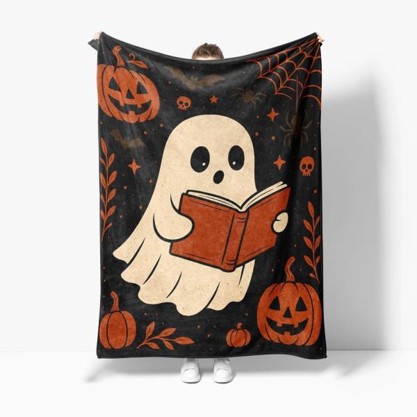 商品名: ゴーストライディングブランケット 60×50インチ ? ハロウィンの居心地の良いソフトスローブランケット、かわいい幽霊とカボチャのデザイン、不気味なハロウィンの装飾、寝室、リビングルーム、ソファ、ソファ用 Ghost Readin...