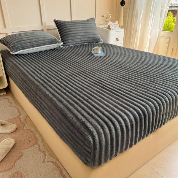 商品名:  Velvet Fitted Sheet, Ultra Soft Bottom Sheet 11" Deep Pocket, All-Round Strong Elastic, Plush Cozy Comfy Warm for ...