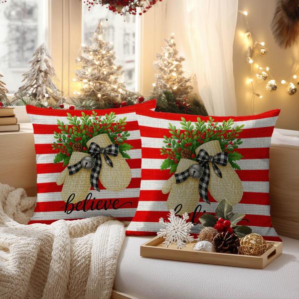 商品名: HOMETITUTE クリスマス スロー 枕カバー 2枚セット 18x18インチ リネン 装飾クッションカバー クリームミトン 緑のリボンと鐘 農家 冬 ホリデー 枕カバー ソファ ソファベッド用 HOMETITUTE Chris...