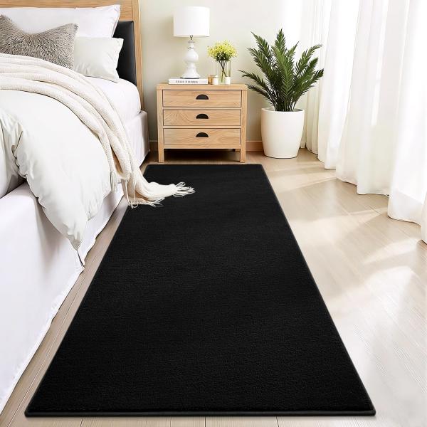 商品名: Vasofe ブラック廊下ランナーラグ、2x6フィート ノンスリップランナー、屋内厚手メモリーフォームベッドサイドラグ 寝室 保育園 寮 子供 男の子部屋 洗濯可能 ローパイルシャグ ふわふわカーペット 玄関ホール用 Vasofe...