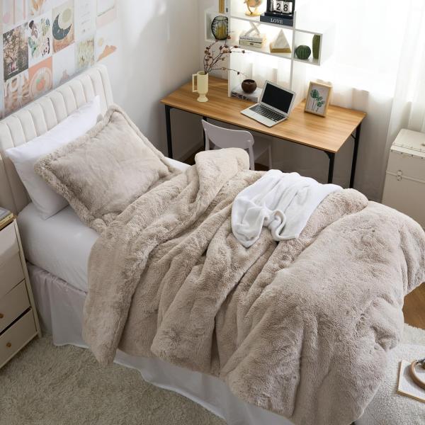 商品名:  Coma Inducer I Am Bed Serious Oversized Twin Comforter Set - Taupe Creamブランド: Coma Inducer商品サイズ: Twin XL高さ: 30.48c...