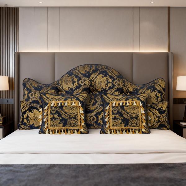 商品名: LELEFIDO (レレフィド) 高級ヘッドボードクッション ベッドレスト 読書用枕 ソファバックレスト ロングピロー ヨーロピアンヘッドボード枕 ネックピロー1枚とスクエアクッション2個付き 取り外し可能なカバー(ブルー) LE...