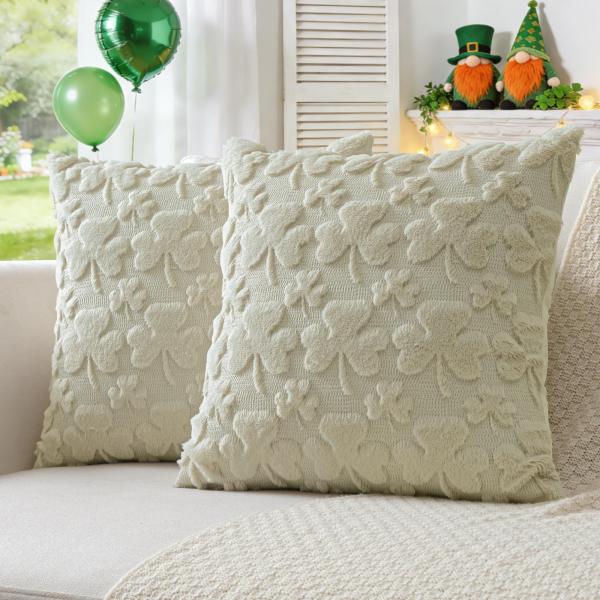 商品名:  OTOSTAR St Patricks Day Throw Pillow Covers 18x18 Inch Set of 2, Soft Plush Faux Fur Jacquard Shamrock Lucky Clove...