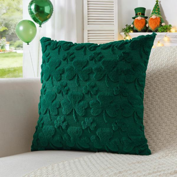 商品名:  OTOSTAR St Patricks Day Throw Pillow Cover 18x18 Inch Set of 1, Soft Plush Faux Fur Jacquard Shamrock Lucky Clover...
