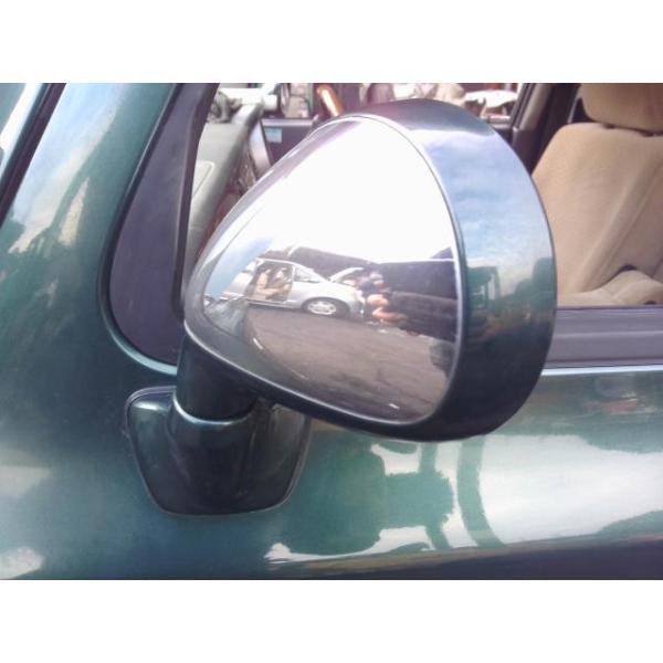 **** 商品説明を必ずご確認ください ****部品管理番号：240119000113600メーカー純正品番：84702-75H50-L8E部品名：左サイドミラー部品区分：リサイクル品管理品番：147743車名：ラパン車両タイプ名：5ドアハ...