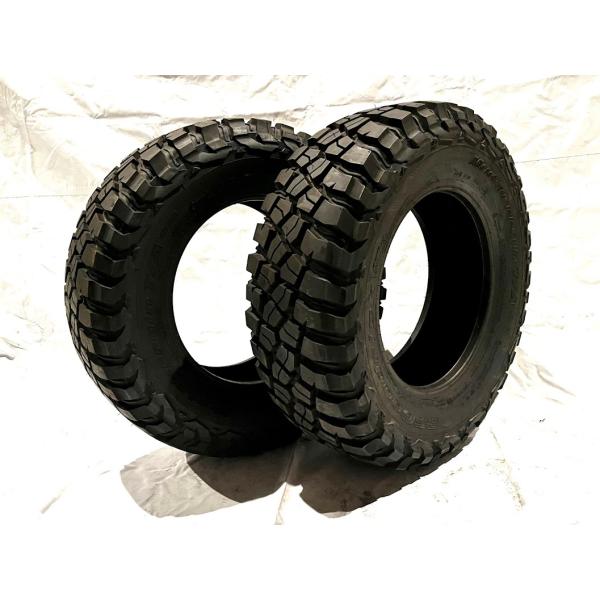 ＊＊在庫品につき特別価格＊＊ＢＦＧｏｏｄｒｉｃｈマッドテレーンT/A KM3 235/70R16　2本セットになります。２０１８年製造になります。未使用です。倉庫にて保管しておりましたが、保管時の汚れ等がございます。汚れ等気にされる方は購入...