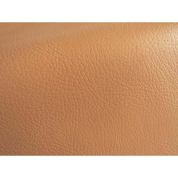 巾 137cm 広幅ワイドタイプ難燃テスト合格、カーシート・バイクシートに最適丈夫で柔らかい中厚無地の合成皮革生地、表面には牛革の様なシボ（自然な模様）と自然なツヤが入っています。若干の伸縮性があるので、施工しやすくなっています。また、防災...