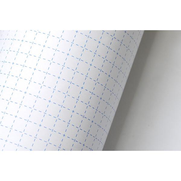 両面テープをシート状した便利な商品。合皮やちりめんなど、色々な布地にシートを貼り付け、保護紙を剥して、製作物に貼り付けてください。保護紙は、方眼紙のようになっていますので、カットする際は目安になって便利です。・保護紙（剥離紙）は両面について...