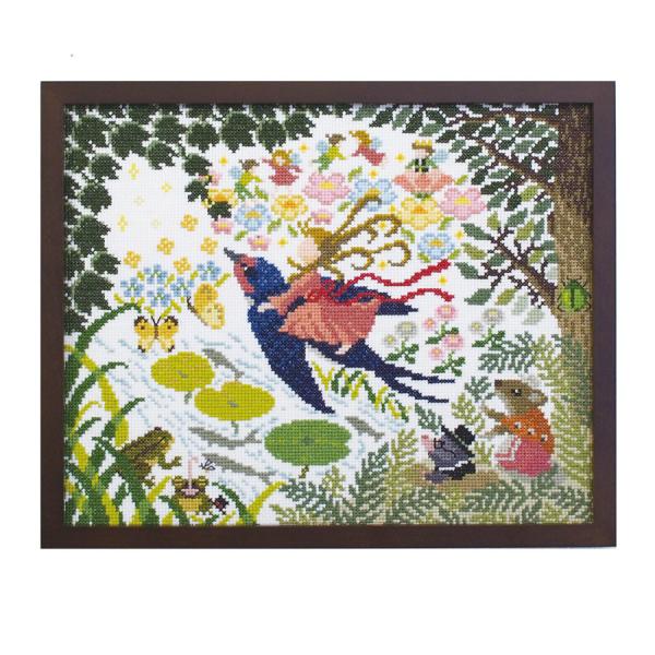 ■額外径：約縦25.9cm×横32cm、額内径：約縦23.4cm×横29.5cm童話の世界を表現した「ノスタルジック・ストーリー」シリーズのキットは、人気の刺しゅう作家Nitkaさんとのコラボレーション商品。14カウント／1インチの生地に刺...