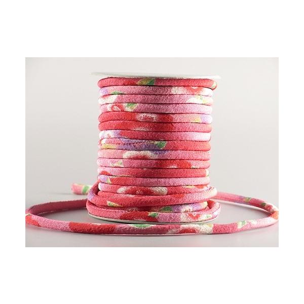 ■表地（ちりめん）：ポリエステル100%　中芯：アクリル100% ※10cm単位で販売、価格は10cm分です。数量は10cm単位で入力して下さい(例:1m購入なら数量10) ●上品なつばき柄がしとやかで優しい、和柄のちりめんひも。濃いピンク...