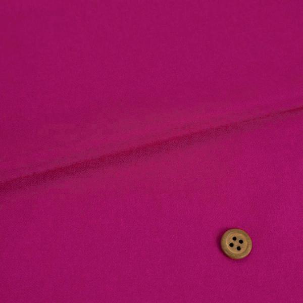 ■レーヨン100% ■約68-72cm幅※ボタンは直径約2cm。10cm単位で販売、価格は10cm分です。数量は10cm単位で入力して下さい(例:1m購入なら数量10)●無地の一越(ひとこし)ちりめん。レーヨンの無地ちりめん、無地ポリエステ...