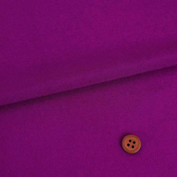 ■レーヨン100% ■約68-72cm幅※ボタンは直径約2cm。10cm単位で販売、価格は10cm分です。数量は10cm単位で入力して下さい(例:1m購入なら数量10)●無地の一越(ひとこし)ちりめん。レーヨンの無地ちりめん、無地ポリエステ...