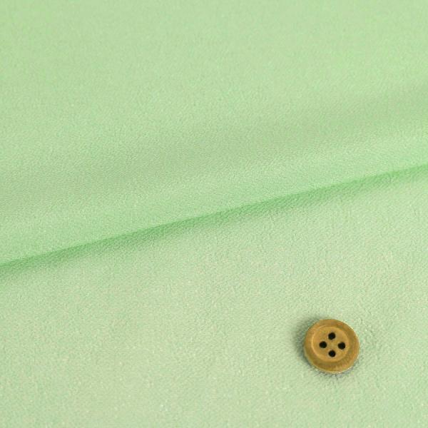 ■レーヨン100% ■約68-72cm幅※ボタンは直径約2cm。10cm単位で販売、価格は10cm分です。数量は10cm単位で入力して下さい(例:1m購入なら数量10)●無地の一越(ひとこし)ちりめん。レーヨンの無地ちりめん、無地ポリエステ...