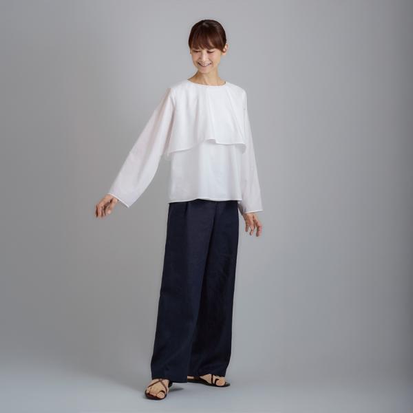 ■対応サイズ：バスト75-104cm（身長160cm前後）ボートネックの衿ぐりから波打つように広がるケープが印象的な、大人用ブラウスの実物大型紙です。控えめなフレアー加減で甘くなりすぎず、上品で落ち着いた雰囲気に仕上がるデザイン。適度にゆと...