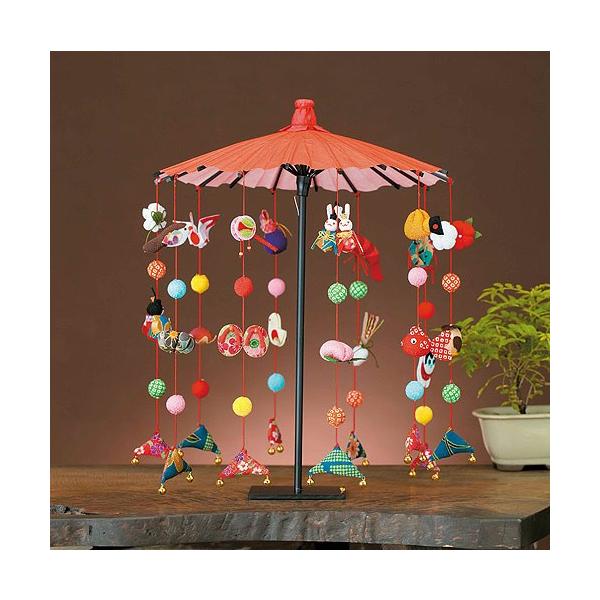 出荷目安：2〜7日後●ちりめんで作る、本格的なつるし飾りキットです。モチーフひとつひとつに女の子の成長を願う大切な意味が込められています。※つるし飾り用傘（ts-hf35）は廃盤となりました。つるしびな用リングをお使いになる場合、25cmが...