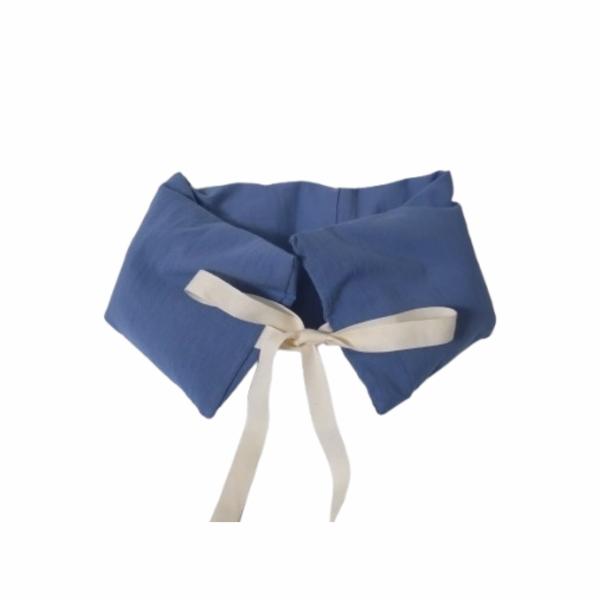 米ぬかカイロ（米ぬかホットパッド）こだわりの原材料！オススメの使用箇所は肩・首ですが、ひもがあるので、腰やおなかに巻き付けることも可能です。目元にのせると両目＆両耳もあたためることができます。【使用方法】電子レンジで温めてお使いください。6...