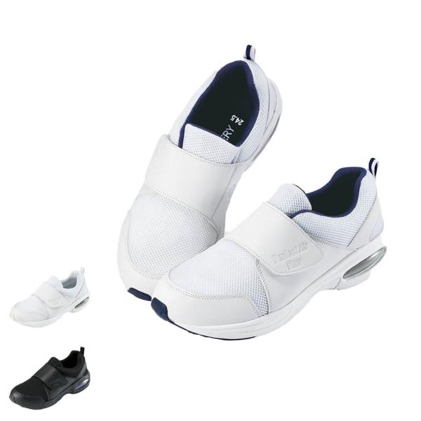 通気とやわらかさが特徴のメッシュタイプを太ベルトでしっかりホールド履きやすさ、動きやすさを追究した忙しい看護師さんのためのオリジナルシューズ「パーフェクトエアプラス」・ベロ脇にゴムを当ててズレにくく・ヒール部分をしっかりホール　かかとが安定...