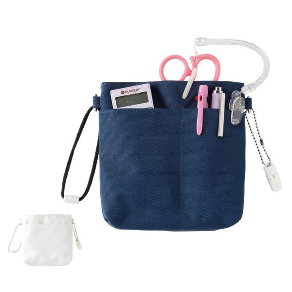 汚れが気になったらサッと洗って清潔にナースグッズ入れに便利なペンケース衛生対策に嬉しい洗えるタイプで清潔に使えます。・ササッと手洗いOK・撥水生地使用・しっかりマチ付で、収納量もたっぷり・サージカルテープを装着するループ付・落下防止のクリッ...