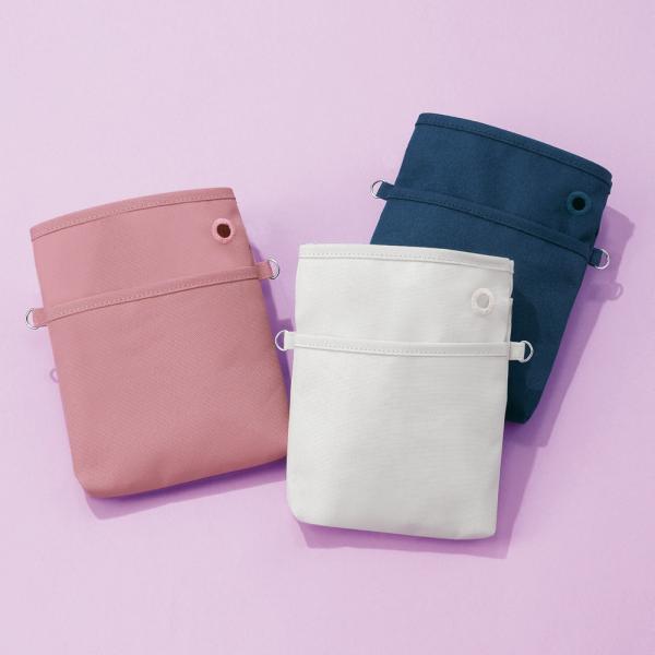 使い方はあなた次第！シンプルデザインのペンケースシンプルながらも必要なポケットはしっかり付いた腰ポケット用のペンケース！ポケットのペン染み防止にはやっぱり必要です！持ちやすいくすみカラーもそろえました♪・穴にお気に入りのチャームを付けたらお...