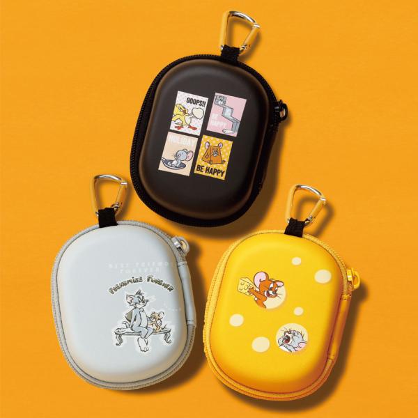 精密機器の持ち運びは慎重に！ハードケース仕様がうれしいパルスポーチ【トムとジェリー】ジェリーを捕まえることに並々ならぬ情熱を注ぐけど、結局いつもやられてしまうネコの「トム」と、トムが飼われている家の壁穴に住むいたずら好きでお茶目なネズミの「...