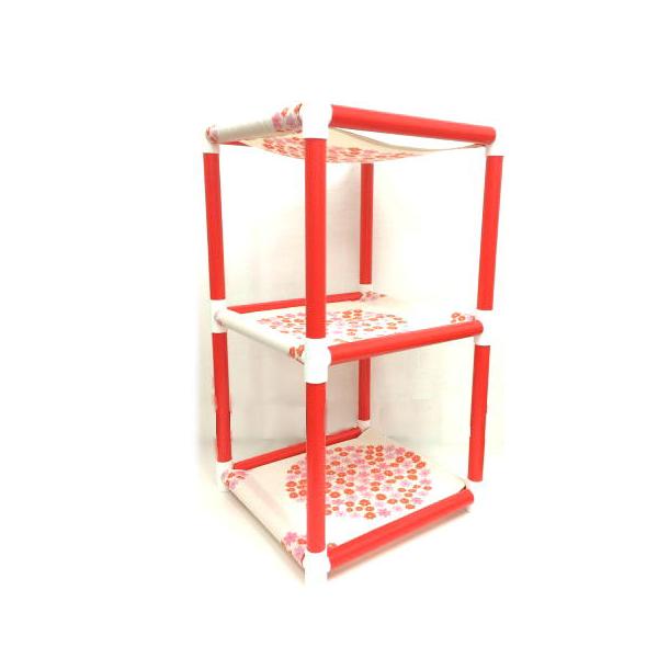 ５キロ以上の猫ちゃんのためにちょっと大きめにしてみました♪♪丈夫な紙管を使用した３段のハンモックです。約３５ｃｍの正方形のところにハンモックとしての布をセットして使用します。※２段モックとはサイズが違いますので、　両方の組み合わせはできませ...