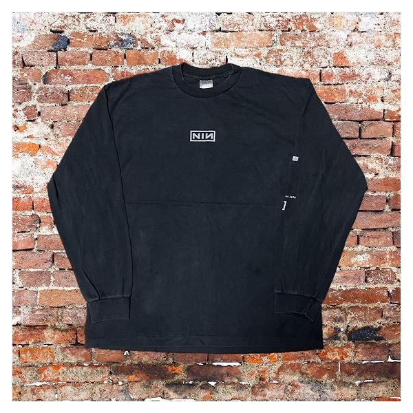 Nine Inch Nails / ナインインチネイルズ 　長袖 Tシャツ【ネコポス便配送】※【日付時間指定・代金引換】でのお取引はできません。●素材：コットン100%●カラー：・black【ブラック】●サイズ：XL